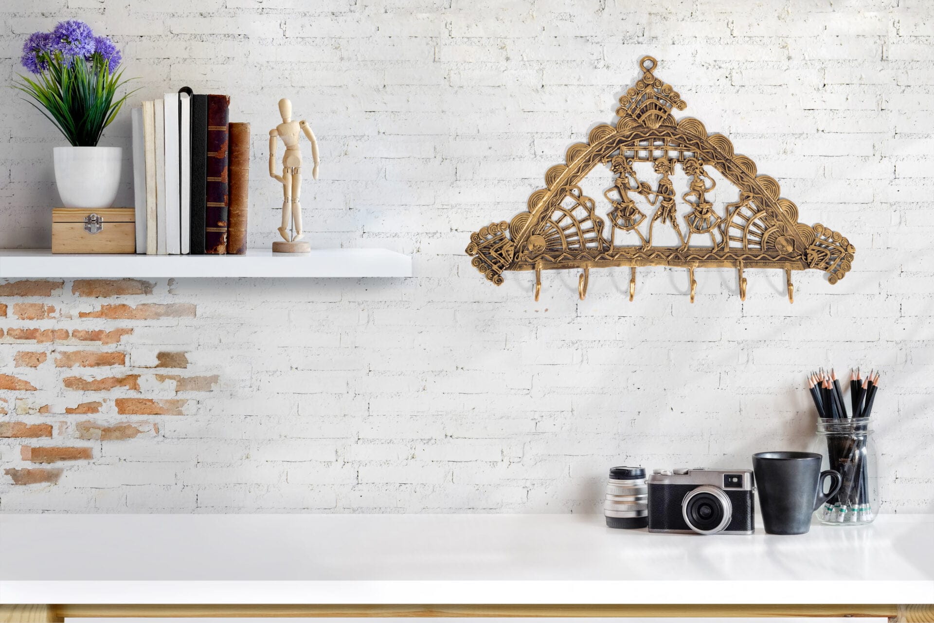 Wall Hanger - Artline Creation